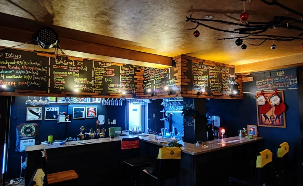 VOODOO BAR – We Move Music